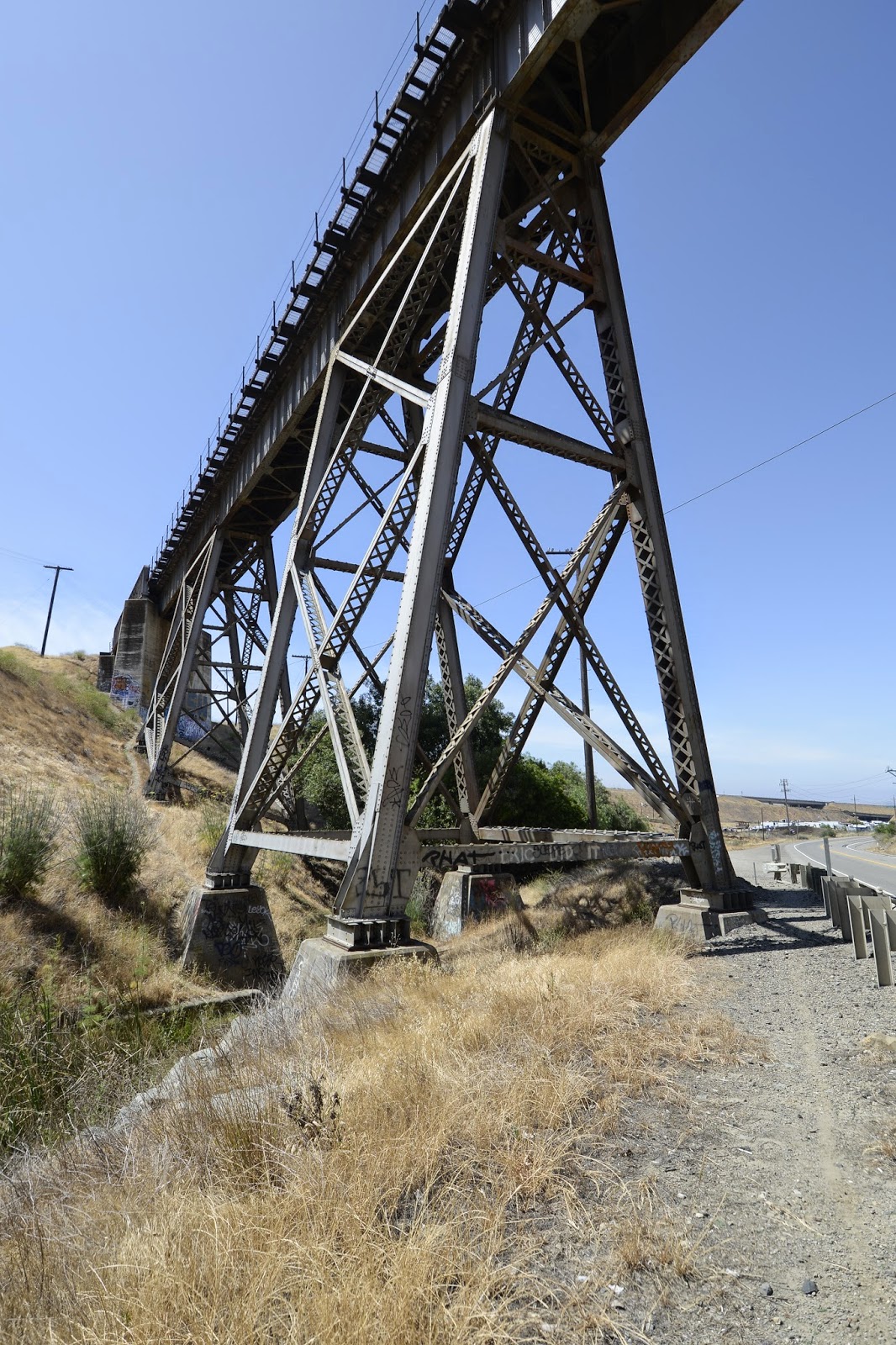 Bridge of the Week: Alameda County, California Bridges: Altamont Pass ...