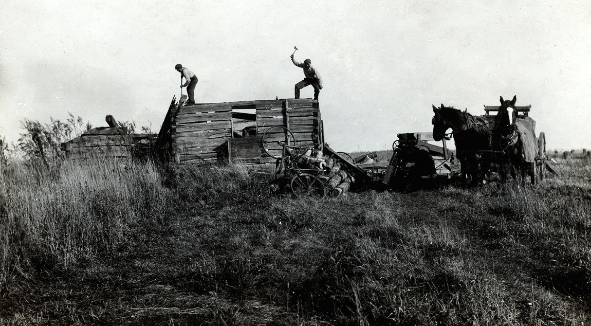 28 Old Photos Capture Daily Life of a Family in Gully, Minnesota From ...