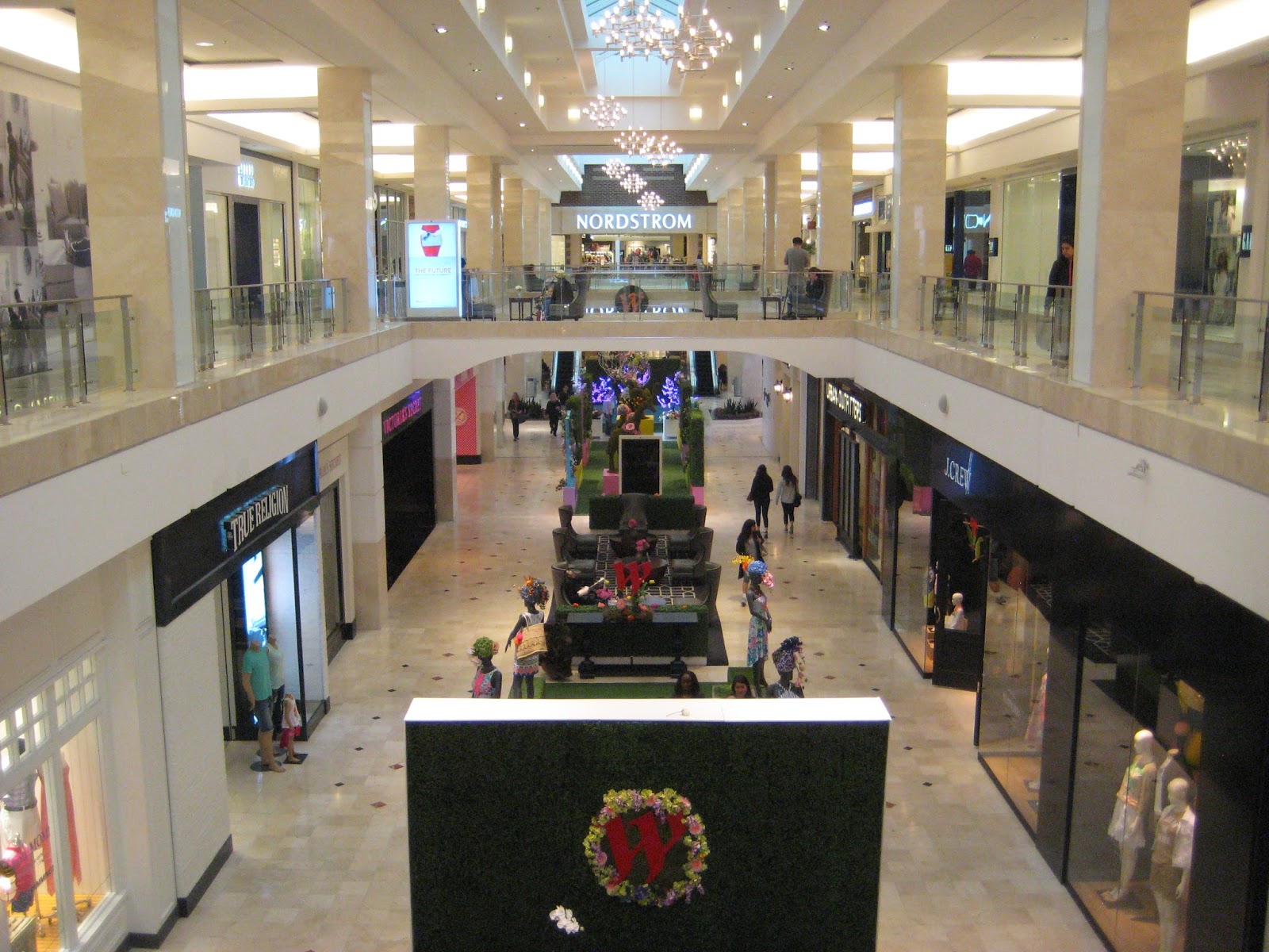 Robert Dyer @ Bethesda Row: Westfield Montgomery Mall is "in bloom ...
