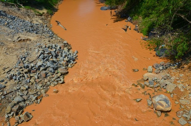 Construction of a new bridge at Dambai, Penampang, Sabah: May 2014