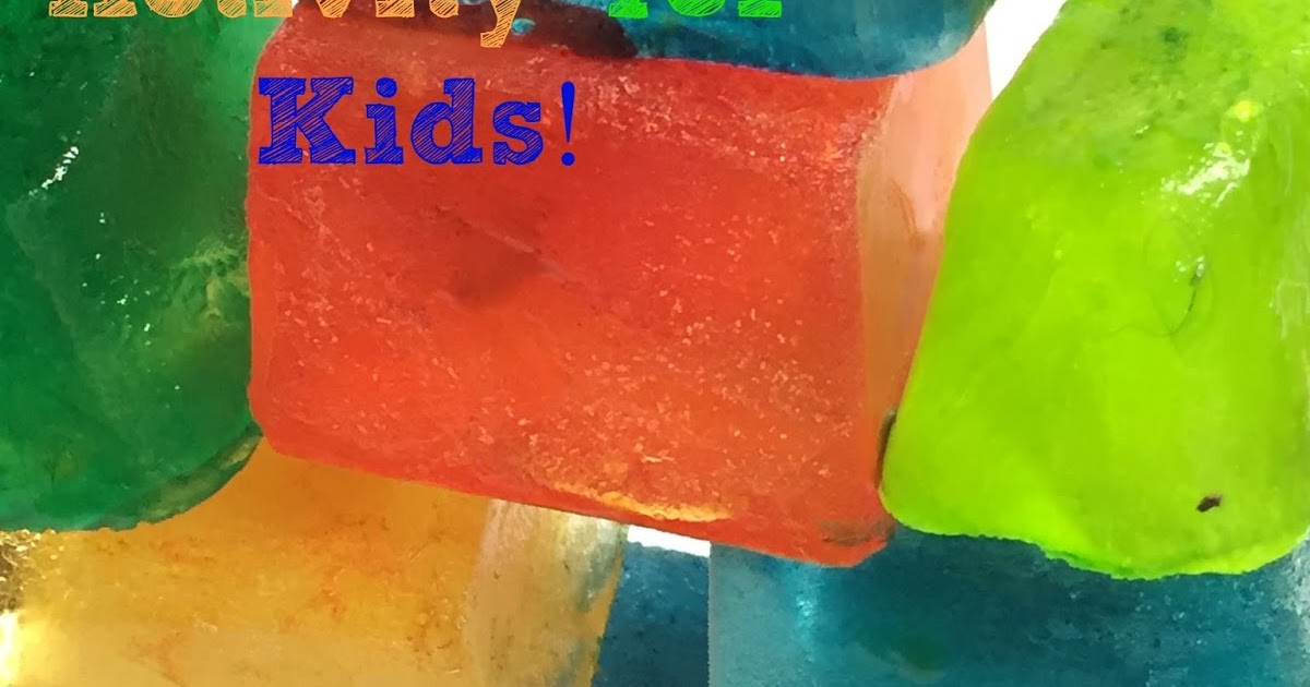 Mini Monets and Mommies: Colorful Ice Building Blocks for Kids