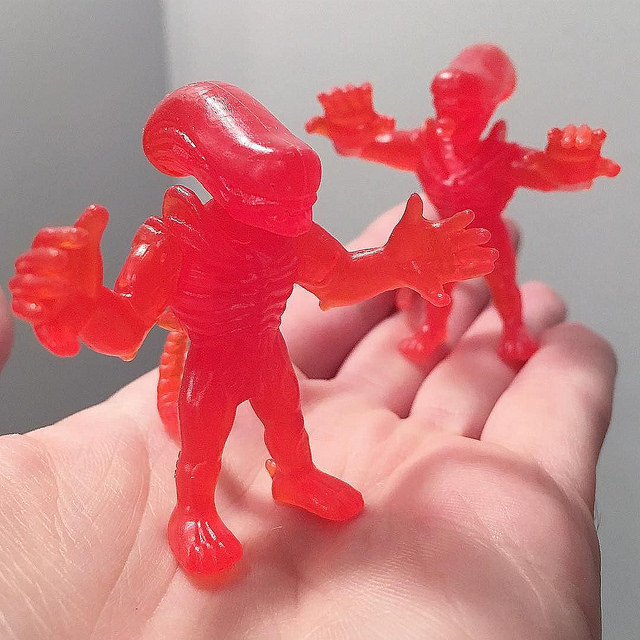 Little Weirdos: Mini figures and other monster toys: Alien MUSCLE mini ...