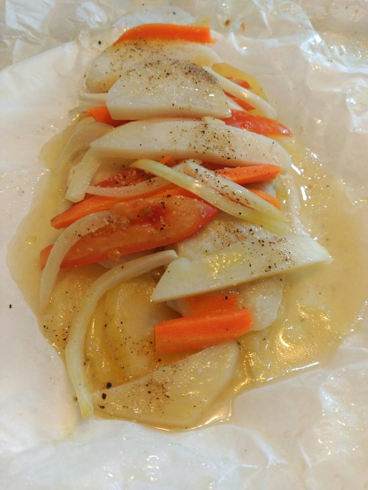 PAPILLOT DE MERLUZA CON VERDURAS AL HORNO