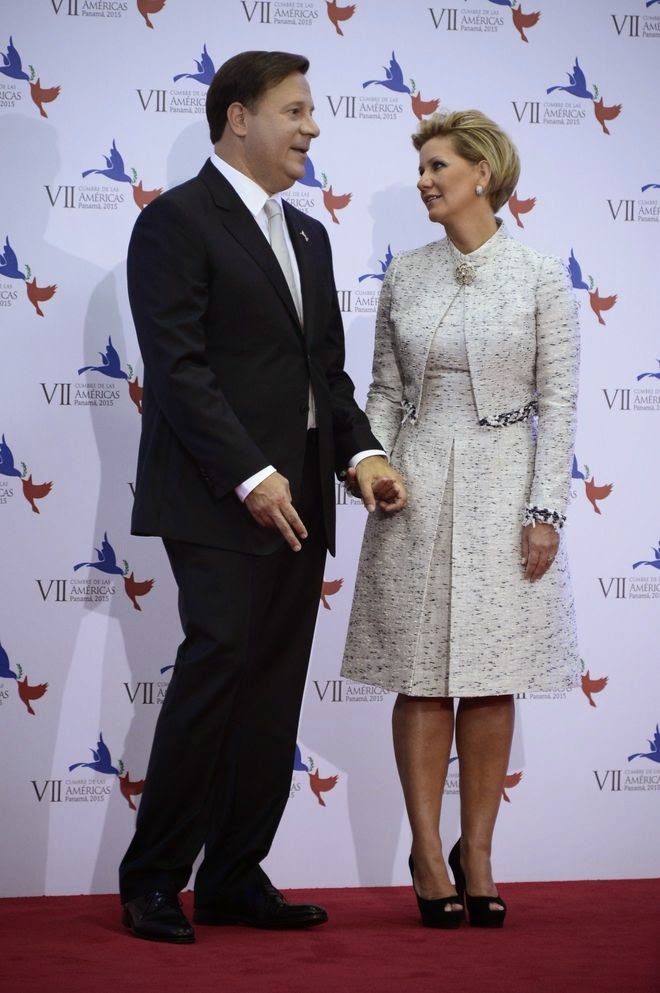 La elegancia de la Primera Dama, Lorena Castillo. ~ LoMejorPanama.com...