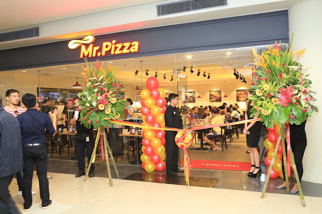 Mr. Pizza opens its second branch at Robinson's Place Manila - EDnything