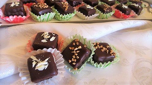 Minjoni - Bez Pečenja // Chocolate Glazed Petit Fours - No-Bake