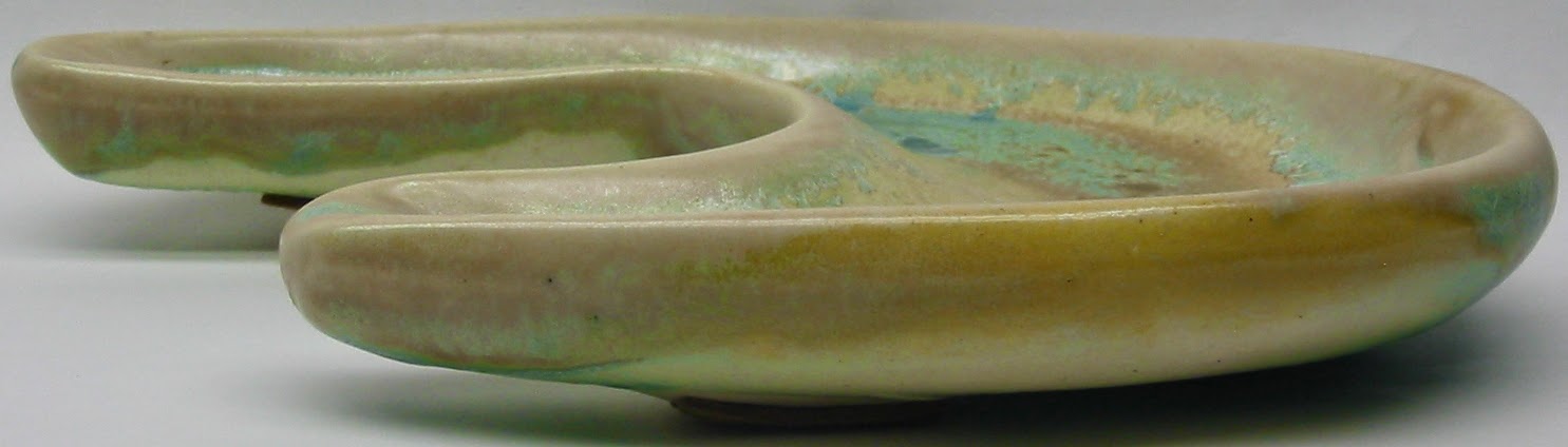 LauraGarnet: Indian Hills Pottery by Willard Spence at NaTeSo Pueblo ...