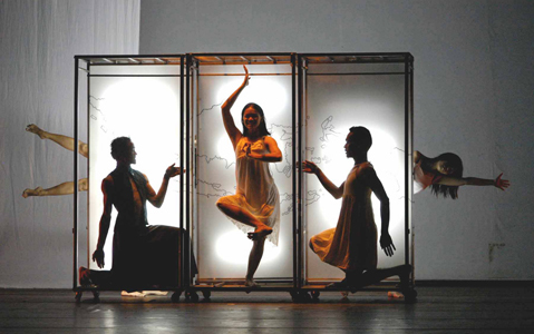 15 Teater Modern Indonesia Terbaik yang Wajib Kamu Ketahui