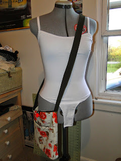 Buttercup Bag, Bitches/ Simplicity 2164 Review