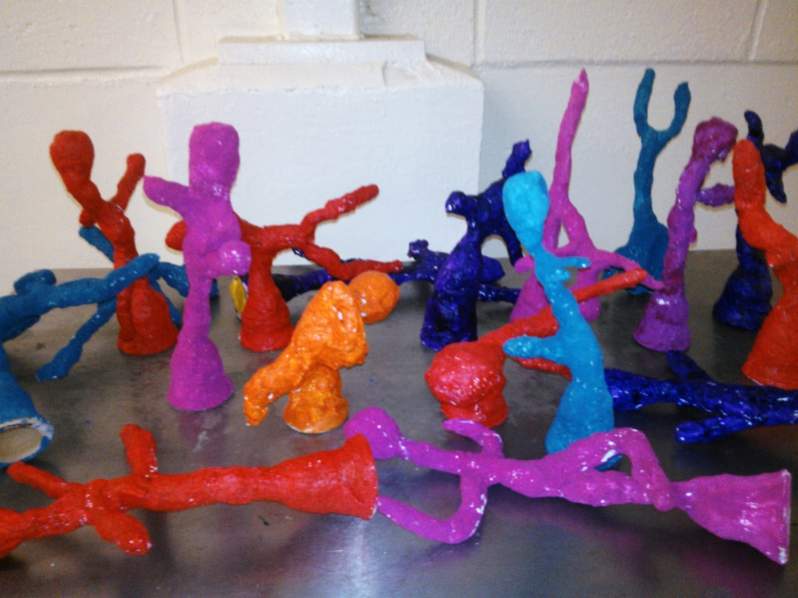 Miss M's Art Room: 4th Grade 3D Movement Figures