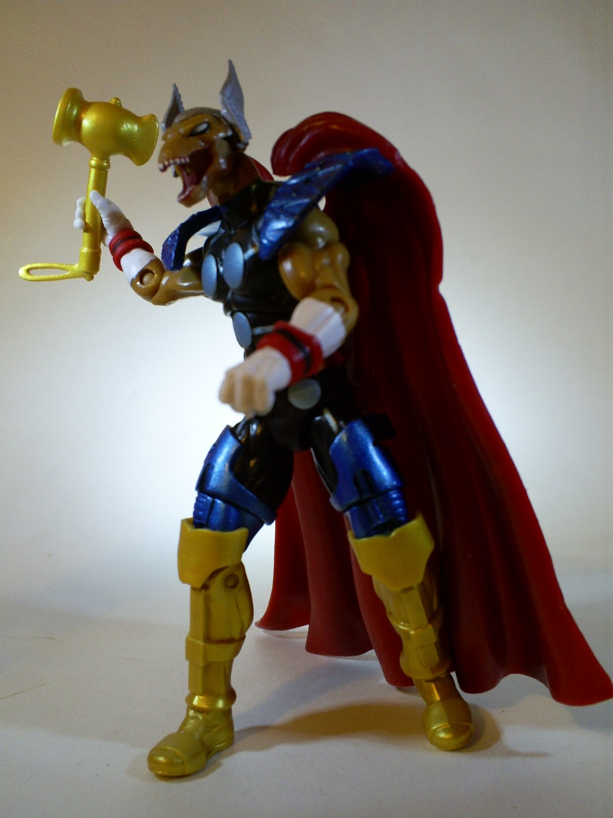 That Figures: REVIEW: Marvel Universe's Beta-Ray Bill