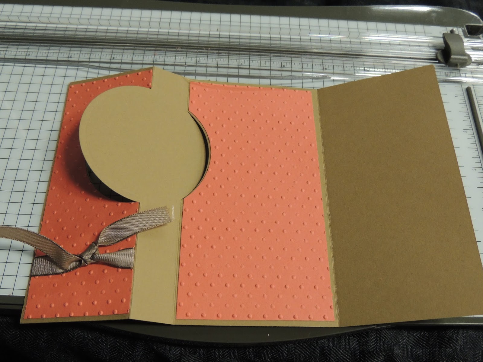 Warrell Creations: Circle Card Thinlits Die With Extended Panel Tutorial