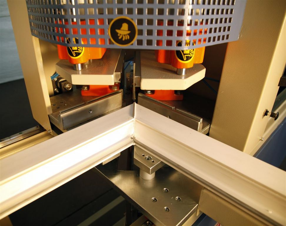 Reparatii: Reparatii Utilaje PVC tamplarie Rotox Murat Ylmaz Masina ...