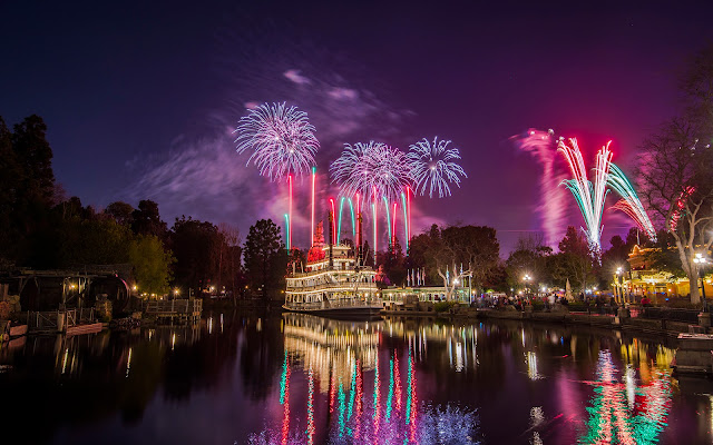 Fireworks Over the River II