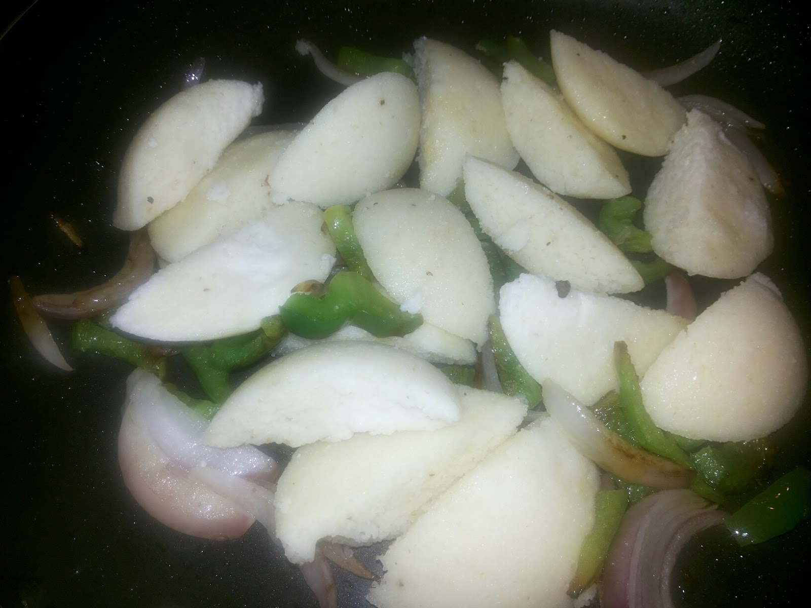 Desi Tadka - Flavor of Indian Kitchen: Bread Rawa Idli