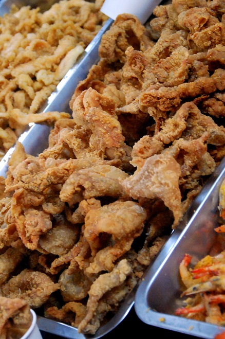 Philippines Cuisine: Fried Chicken Skin