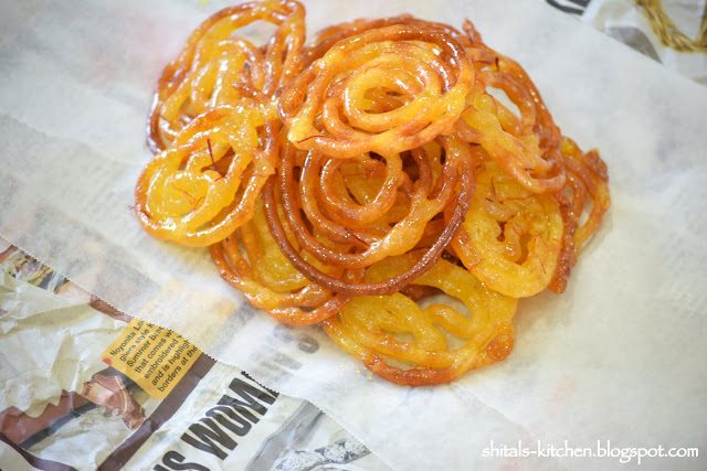 Shital's-Kitchen: Jalebi/ Chocolate Jalebi/Chocolebi