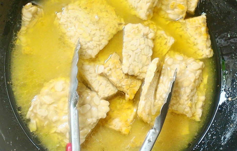 Resep Emak: Memanfaat Sisa Air Rebusan Ayam atau Daging (Air Kaldu)