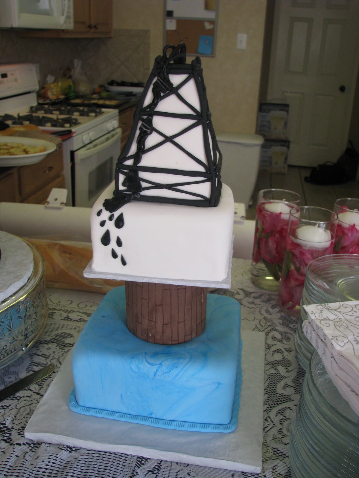 Cakes by Linsay: #2 Offshore Oil Rig Grooms Cake