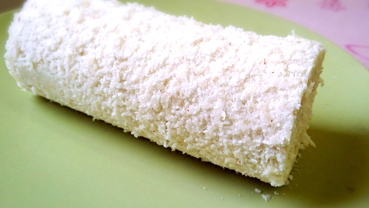 Lavish Treats: Sri Lankan Coconut Pittu