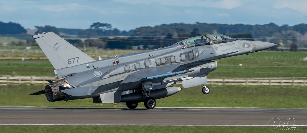 DEFENSE STUDIES: Singapore F16 Fighter Jets Arrived at NZ for a Four ...
