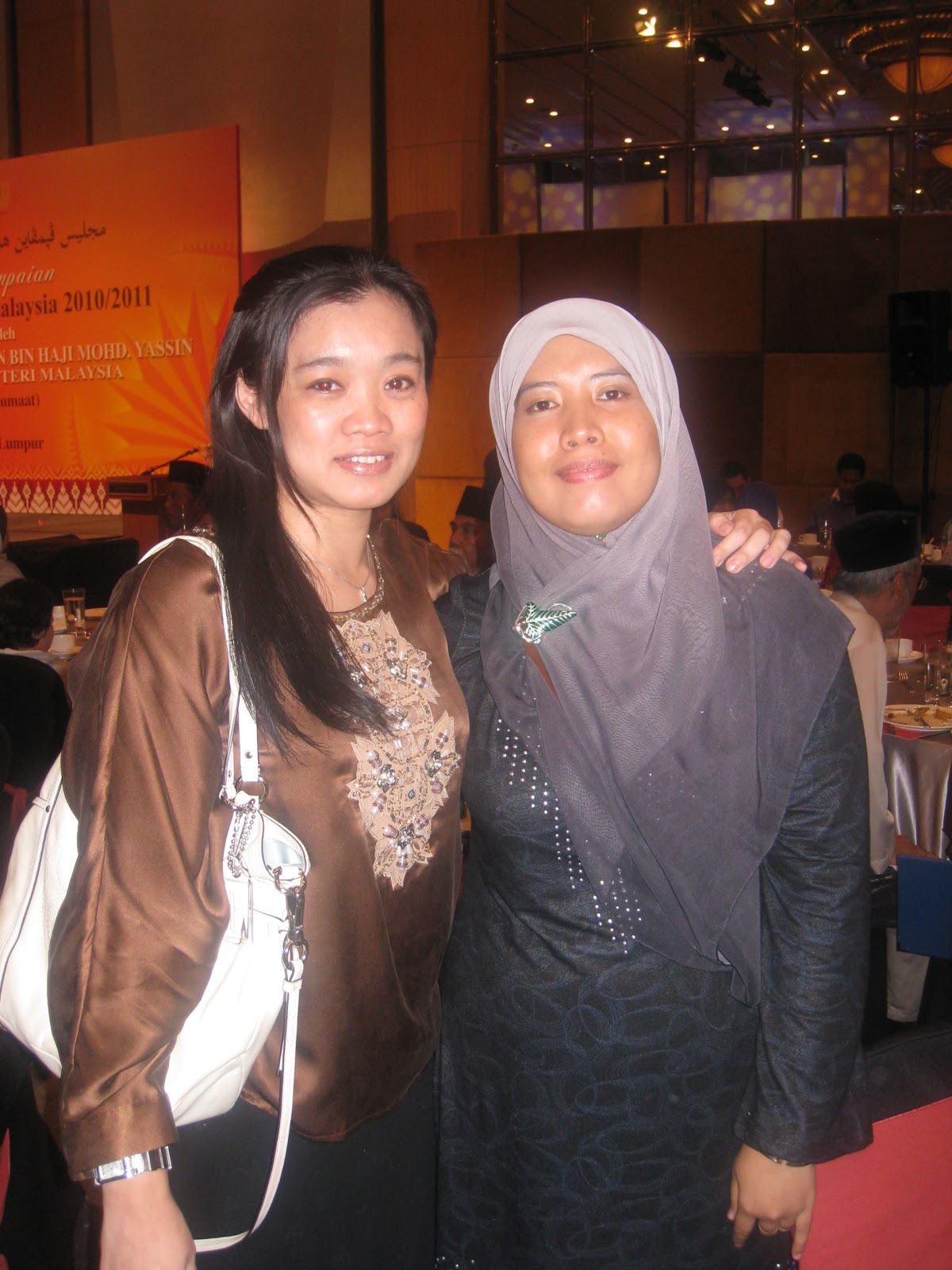 Sri Rahayu Mohd Yusop: HADIAH SASTERA PERDANA KE-20 PENUTUP 2012