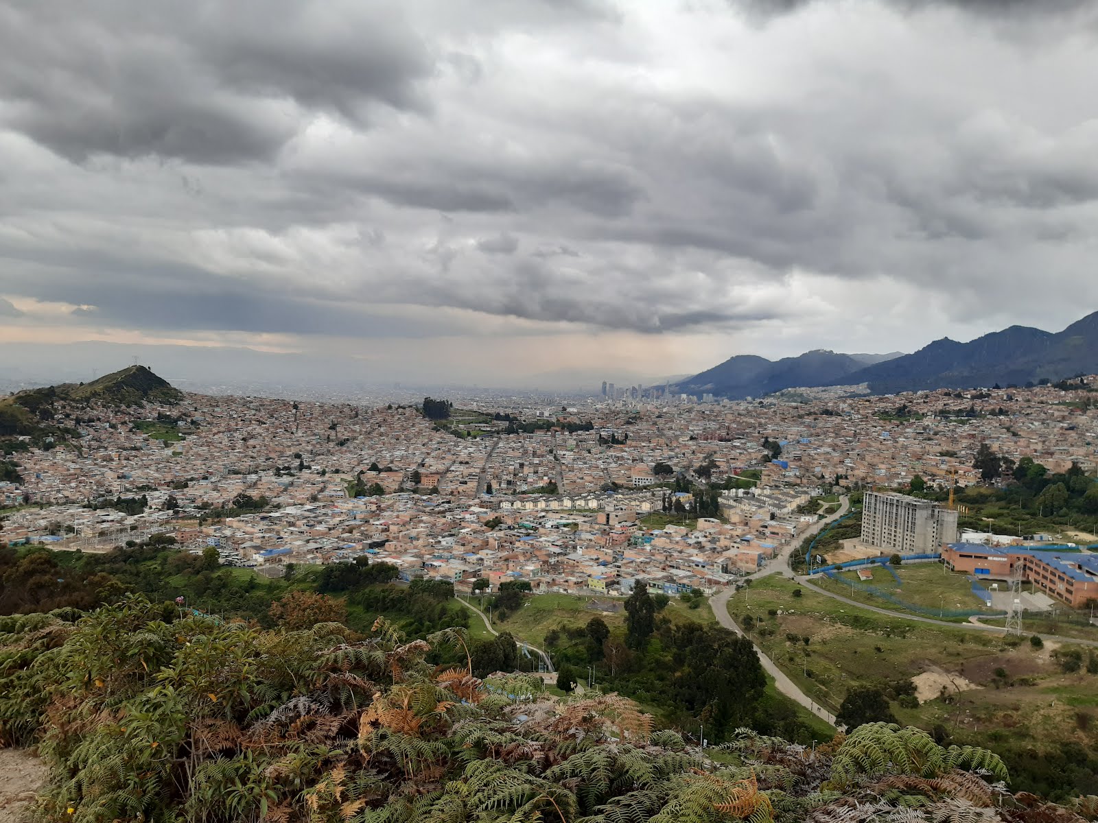 El Corazón de tu Ciudad: El parque de Bogotá que está Entrenubes