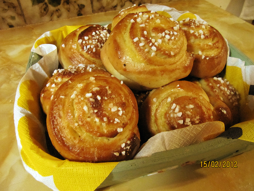 Please help an American find a bread recipe! : r/Finland