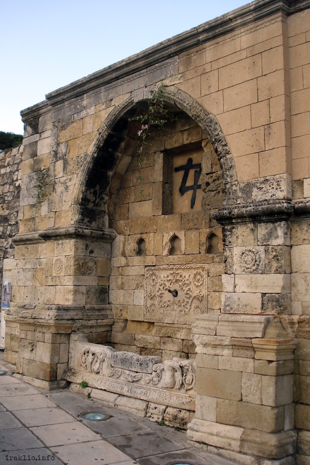Κρήνη Γενιτσαρ Αγά | iraklio.info || Ηράκλειο, Χάνδακας και Κάστρο