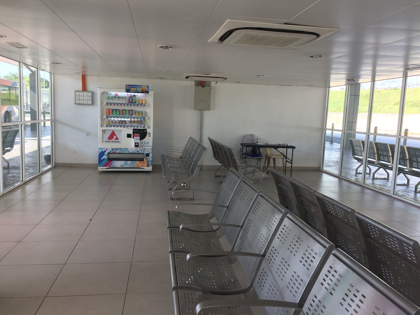 Kuala Lumpur Walk Pics : Putra Heights LRT Station