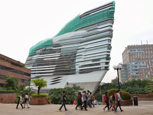 井中之居: PolyU Innovation Tower Close to Completion