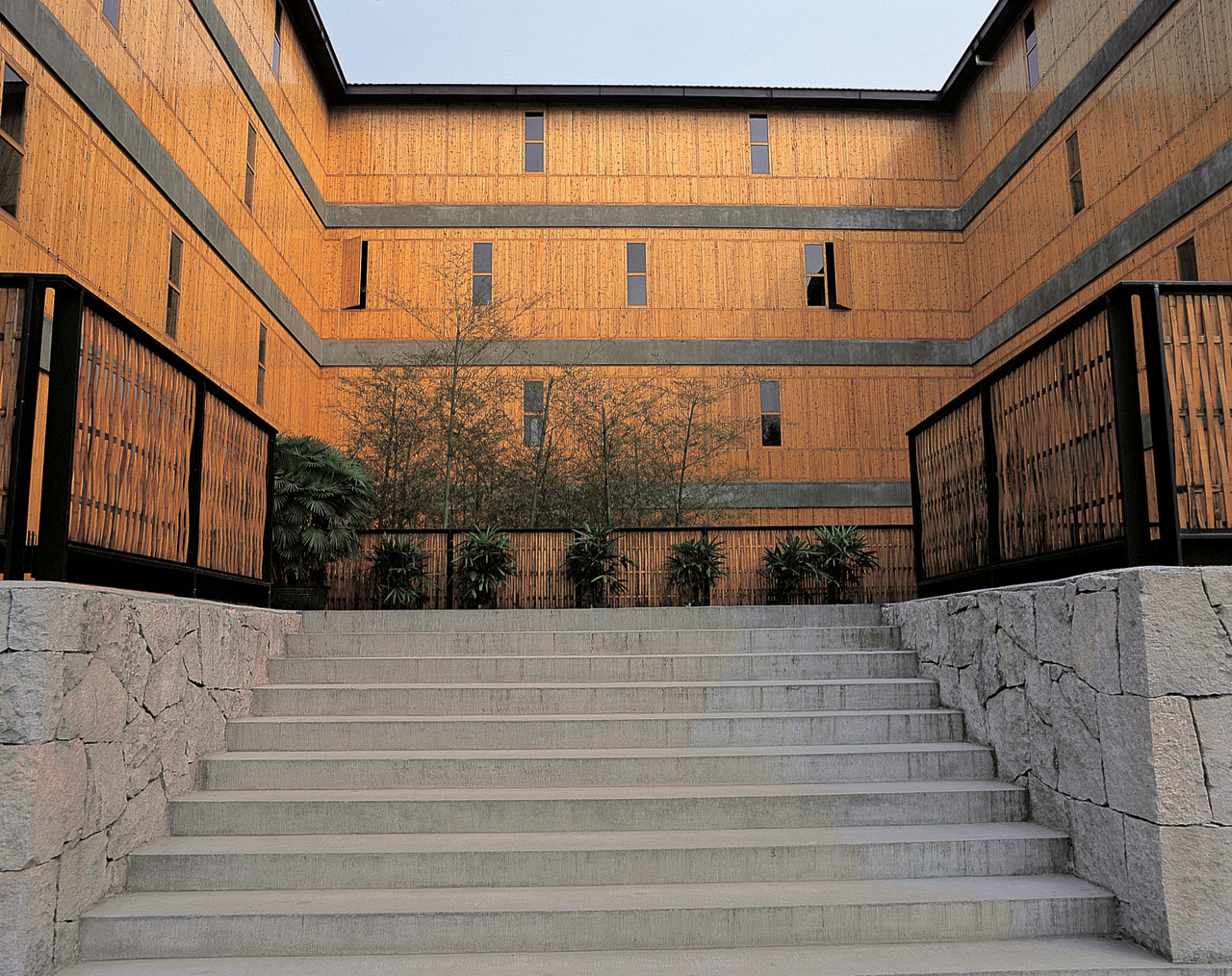 ARQUITECTURA CRITICA: Repaso de Obras de Wang Shu - Ganador Pritzker 2012