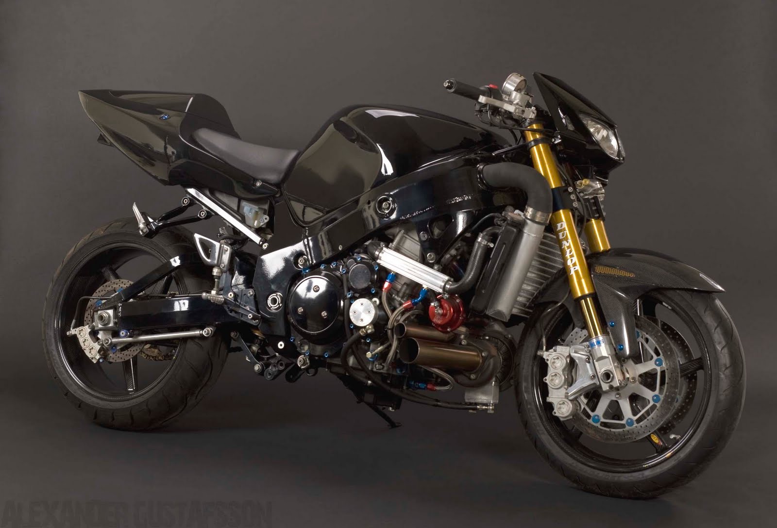 bikeblolocks: Busa turbo!