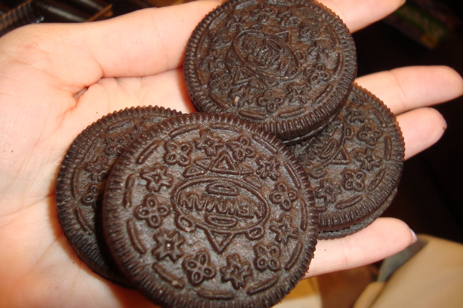 Trying To Go Green: Newmans Own Organics Newman-O's Review