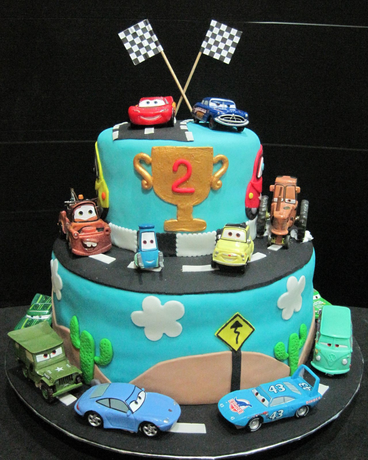 Cupcake Divinity: Disney Cars fondant cake (figurines provided by customer)