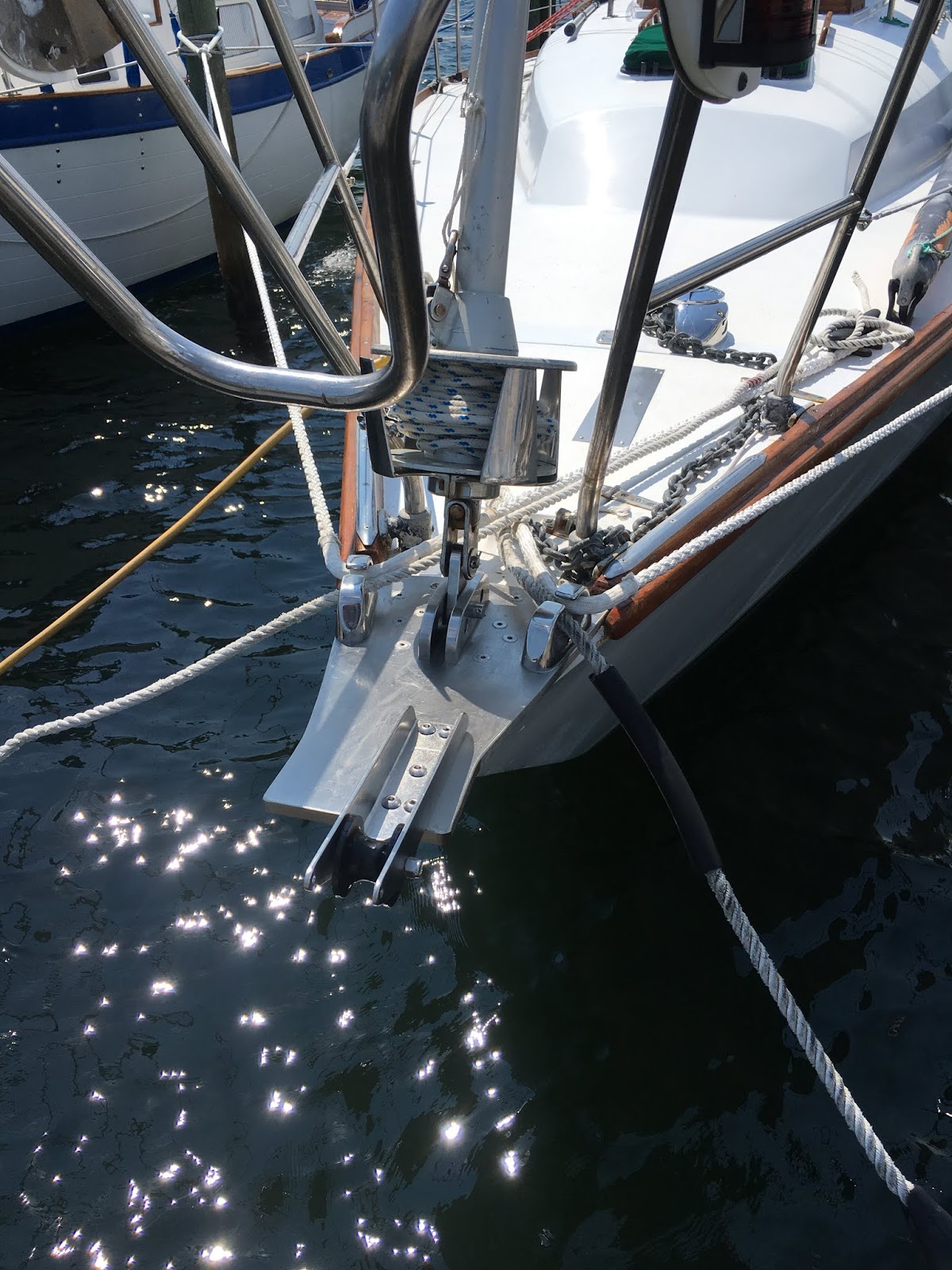 S/V Johanna Rose: Stemhead Bow Roller Replacement