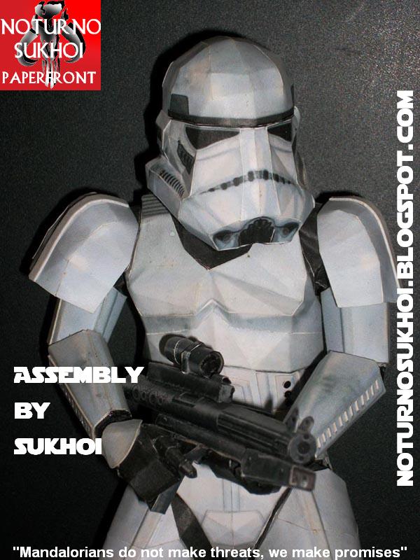 Noturno Sukhoi: Star Wars_ Stormtrooper Papercraft