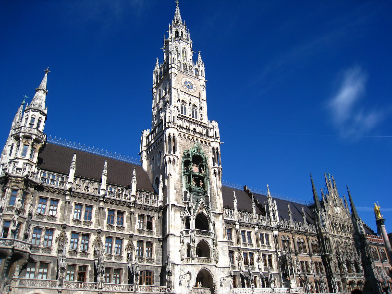 Eat . Travel . Dive: Munching in Munchen, Germany