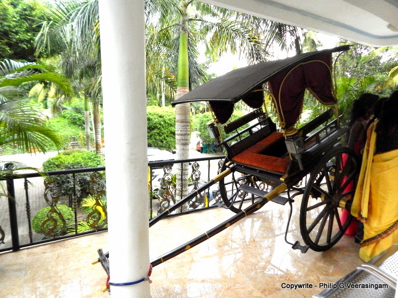 philipveerasingam: A 'Bakky Karaththe' at a hotel in Bope, near Padukka ...