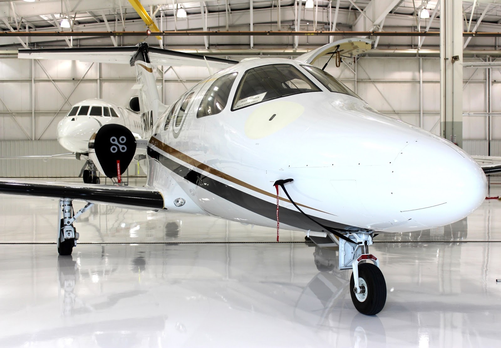 The Aero Experience: Eclipse Aerospace EA500 Jet in the St. Louis ...