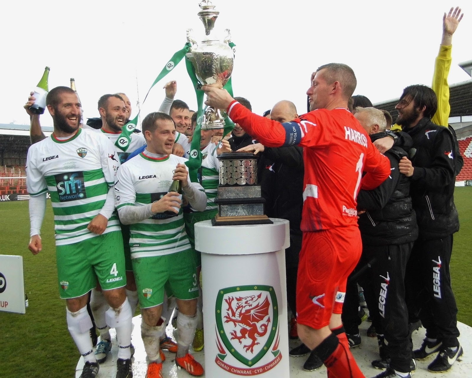 We all stand together: THE NEW SAINTS CLAIM WELSH CUP TO COMPLETE THE ...