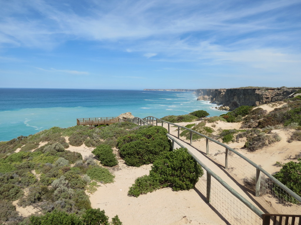 The Travelling Novocastrians: The Head of the Bight SA