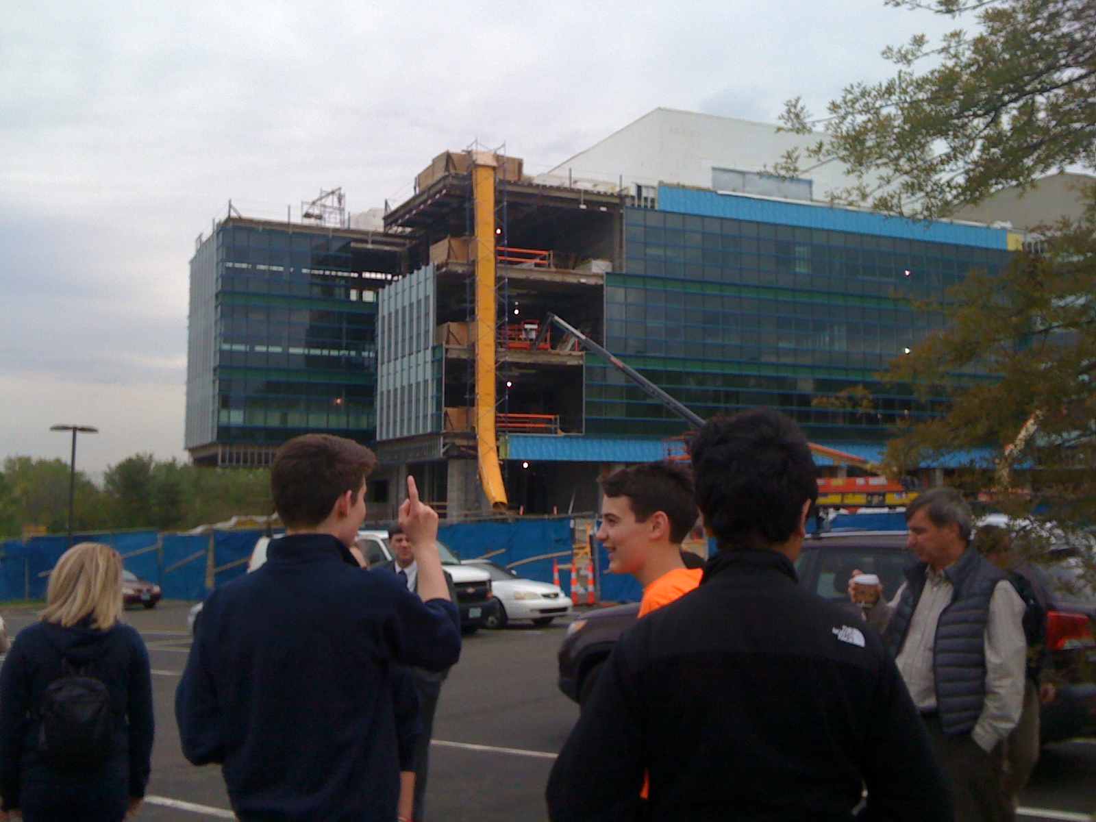 ESUMS PTO Announcements: "Kids Build" Group Tours ESUMS New Building