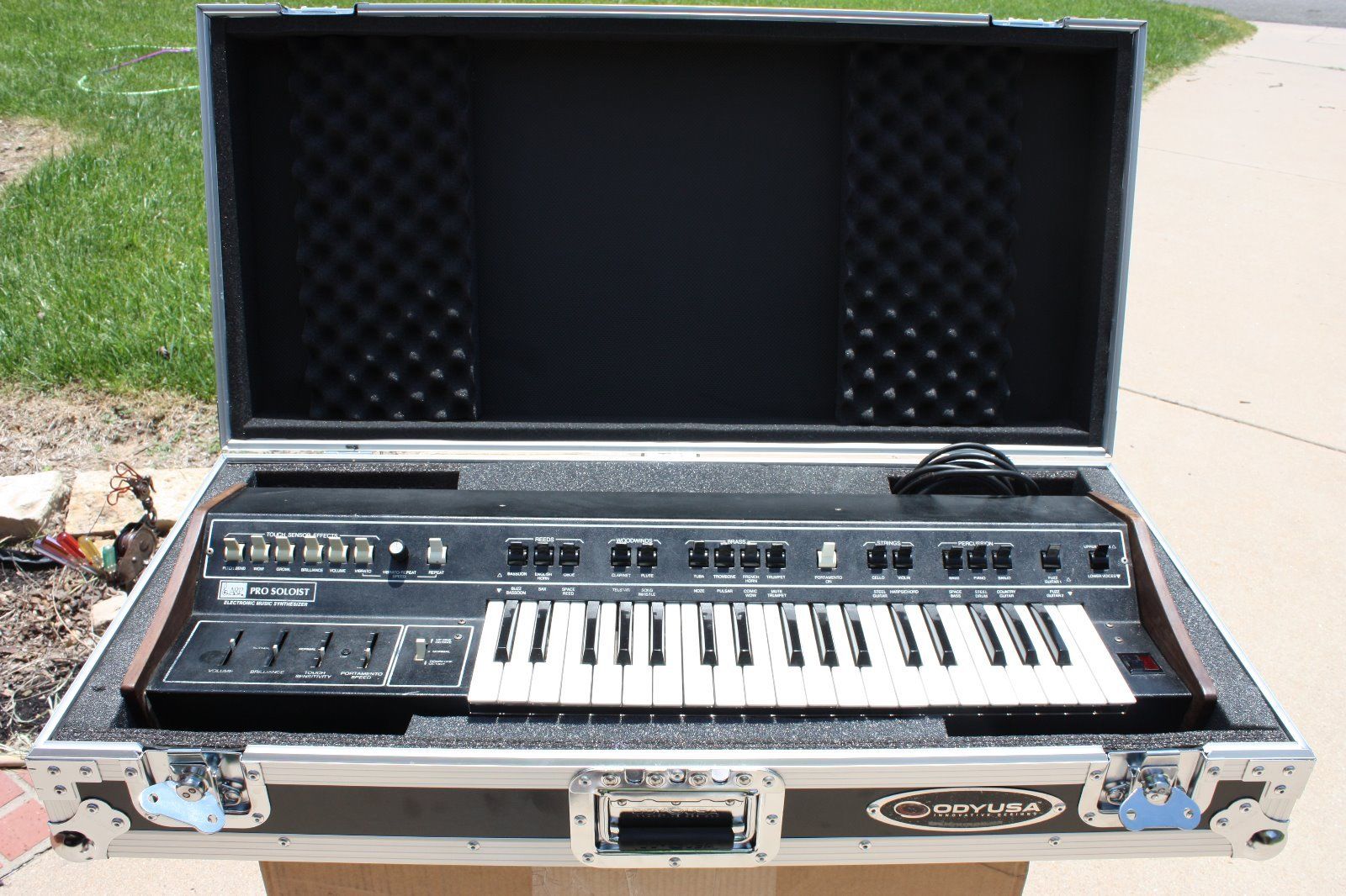 MATRIXSYNTH: Arp Pro Soloist Synthesizer Keyboard with Original Logo ...