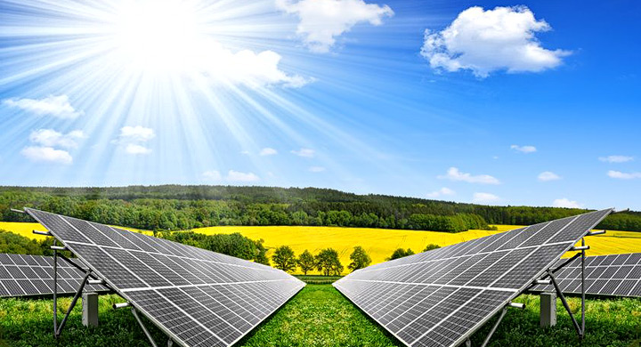 Paneles solares que producen electricidad con sol y lluvia ...