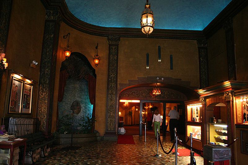 Destination Film: Chicago Music Box Theater - 70mm Film Festival