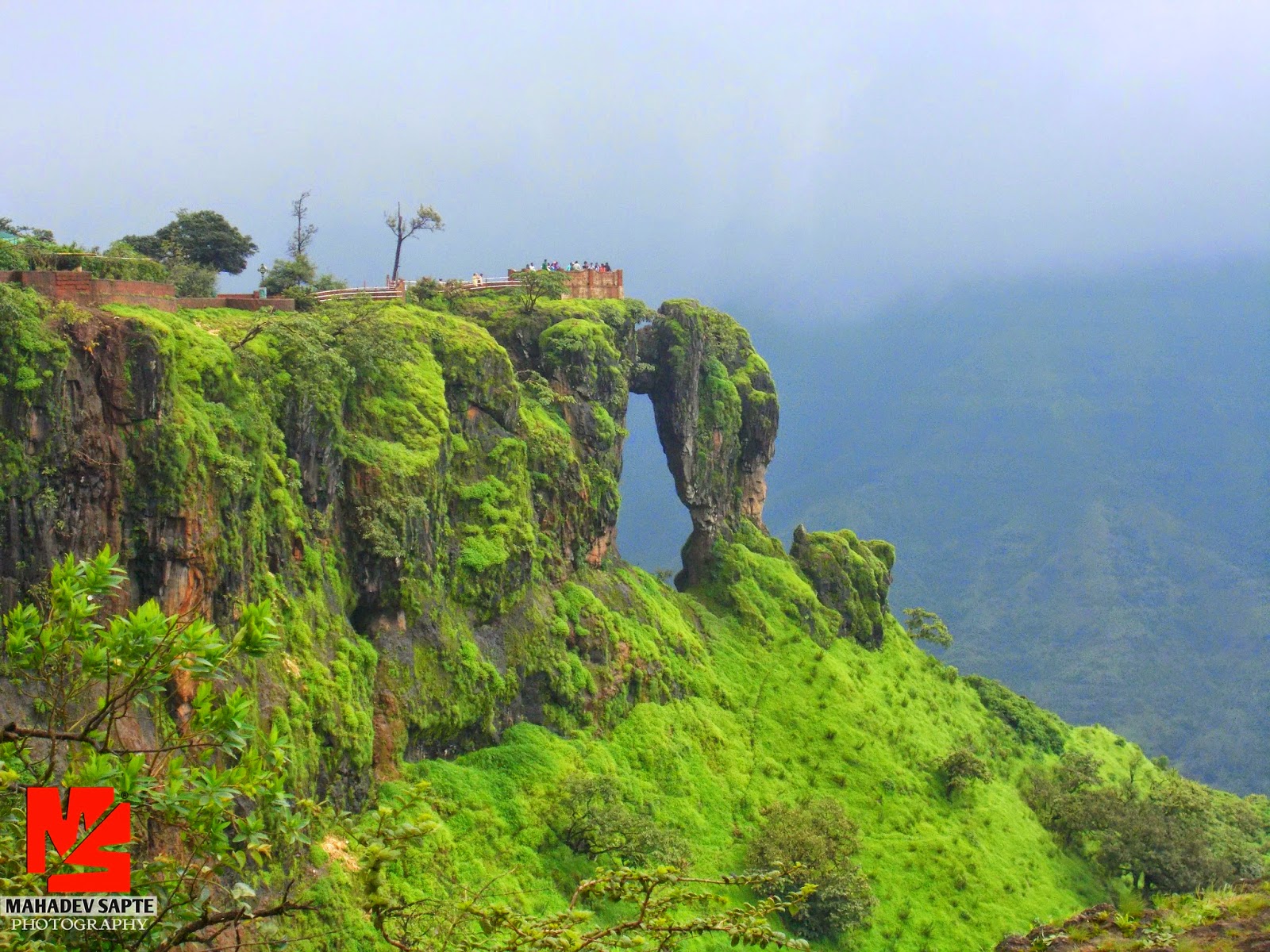 Satara - Mahabaleshwar - Pratapgad - Thoseghar -Kas Pathar & Sahyadri ...