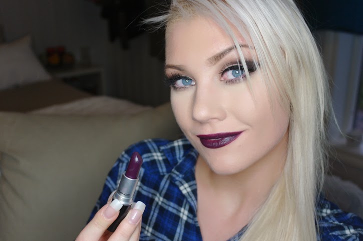 MAC Cyber Lipstick Review & Swatches - KarlaLovesLipstick