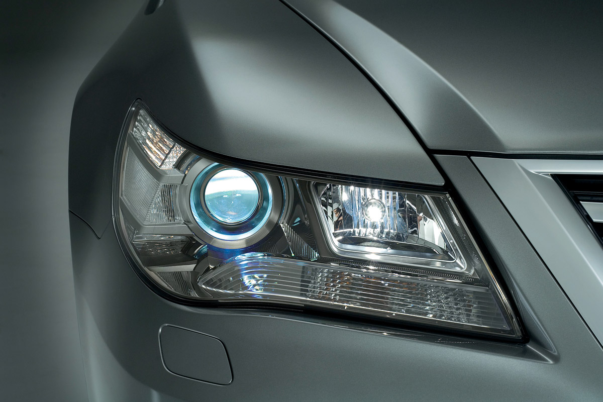 AutoTec Uruguay: Ópticas para lámparas de xenón-halógenas