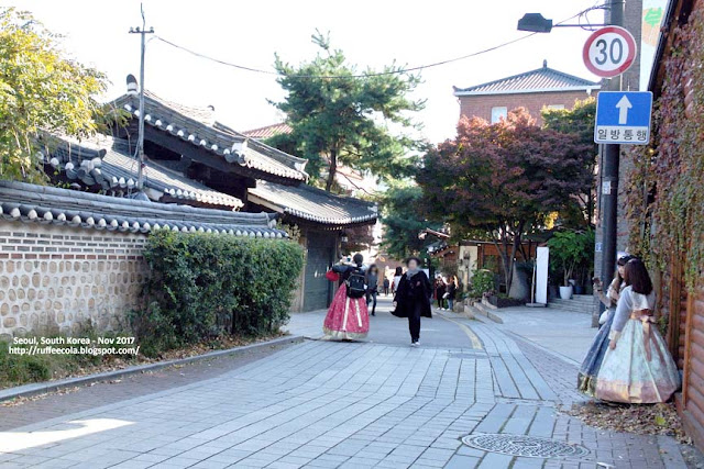 travel tales: South Korea: Seoul: 5 Things to do in Samcheong-dong